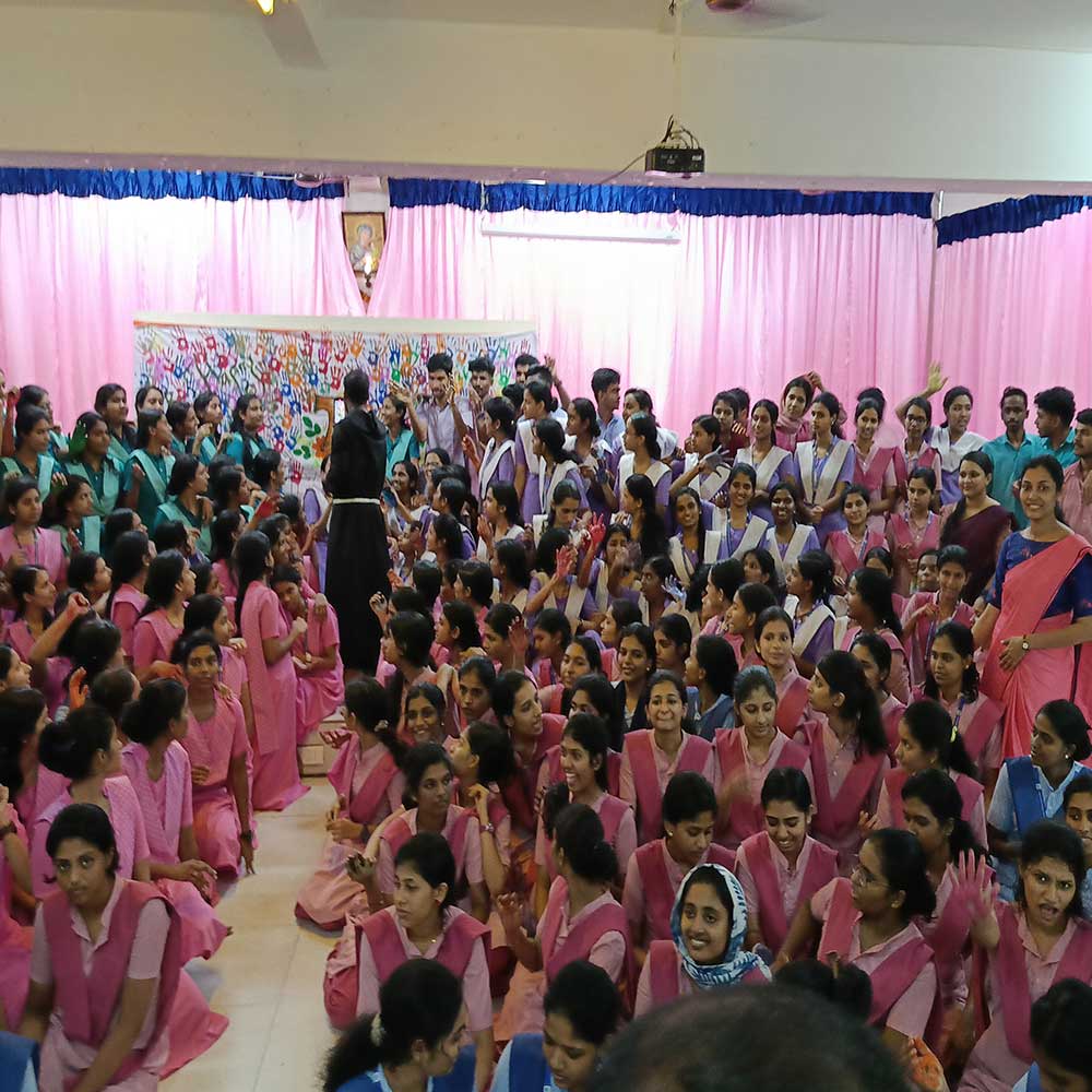 Mercy College of Nursing